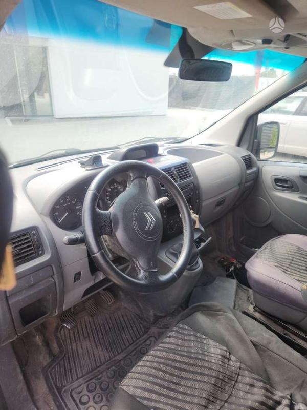 White Citroen Jumpy 2010 in Panevezys, with an engine capacity of 2.00 L and mileage of 303 thousand km for 2799 €, photo 3 on AUTOMOTO.COM.LV