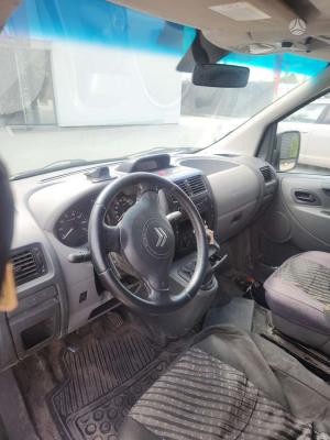 White Citroen Jumpy 2010 in Panevezys, with an engine capacity of 2.00 L and mileage of 303 thousand km for 2799 €, photo 4 on AUTOMOTO.COM.LV