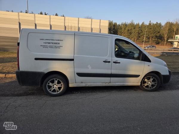 White Citroen Jumpy 2011 in Vilnius, with an engine capacity of 2.00 L and mileage of 490 thousand km for 1350 €, photo 4 on AUTOMOTO.COM.LV