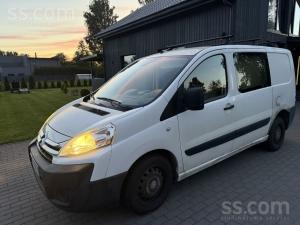 White Citroen Jumpy 2015 in Riga, with an engine capacity of 1.60 L and mileage of 276 thousand km for 2100 €, photo 4 on AUTOMOTO.COM.LV