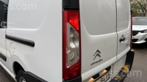 Balts Citroen Jumpy 2016 Rīga, ar dzinēja tilpumu 2.00 L un nobraukumu 99 tūkst. km par 5500 €, foto 9 vietnē AUTOMOTO.COM.LV