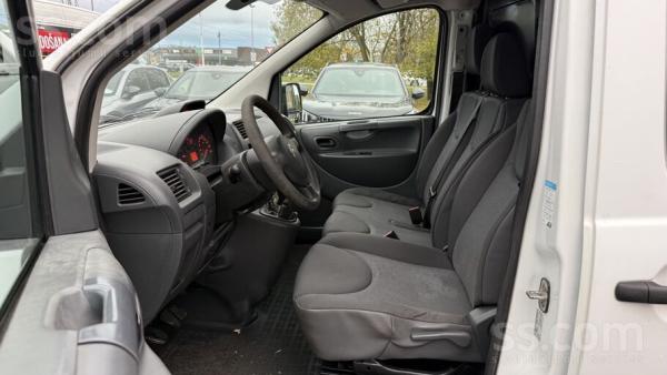 White Citroen Jumpy 2016 in Riga, with an engine capacity of 2.00 L and mileage of 99 thousand km for 5500 €, photo 10 on AUTOMOTO.COM.LV
