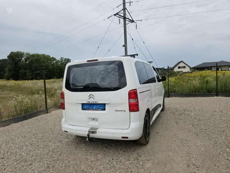 Balts Citroen Jumpy 2017 Viļņa, ar dzinēja tilpumu 2.00 L un nobraukumu 314 tūkst. km par 4840 €, foto 5 vietnē AUTOMOTO.COM.LV