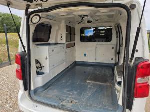 Balts Citroen Jumpy 2017 Viļņa, ar dzinēja tilpumu 2.00 L un nobraukumu 314 tūkst. km par 4840 €, foto 6 vietnē AUTOMOTO.COM.LV