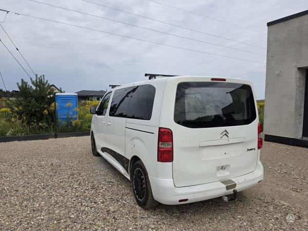 Balts Citroen Jumpy 2017 Viļņa, ar dzinēja tilpumu 2.00 L un nobraukumu 314 tūkst. km par 4840 €, foto 3 vietnē AUTOMOTO.COM.LV