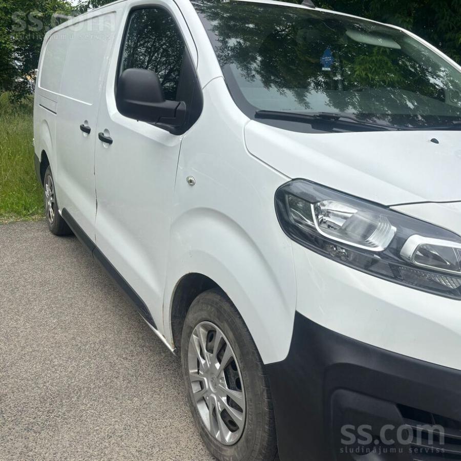 Balts Citroen Jumpy 2017 Rīga, ar dzinēja tilpumu 2.00 L un nobraukumu 201 tūkst. km par 8000 €, foto 3 vietnē AUTOMOTO.COM.LV