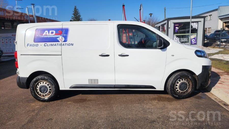 Balts Citroen Jumpy 2018 Ogre, ar dzinēja tilpumu 2.00 L un nobraukumu 0 tūkst. km par 3000 €, foto 1 vietnē AUTOMOTO.COM.LV