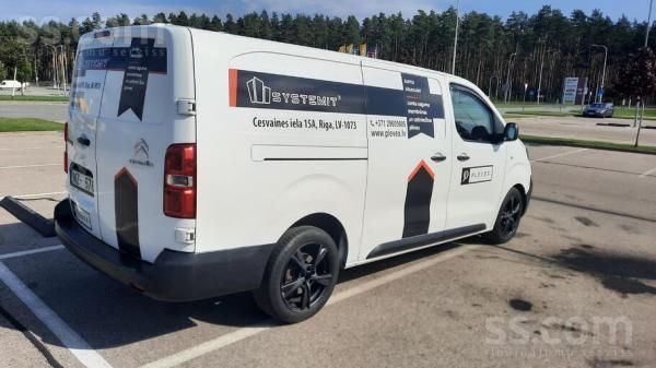 Balts Citroen Jumpy 2018 Rīga, ar dzinēja tilpumu 2.00 L un nobraukumu 167 tūkst. km par 10500 €, foto 5 vietnē AUTOMOTO.COM.LV
