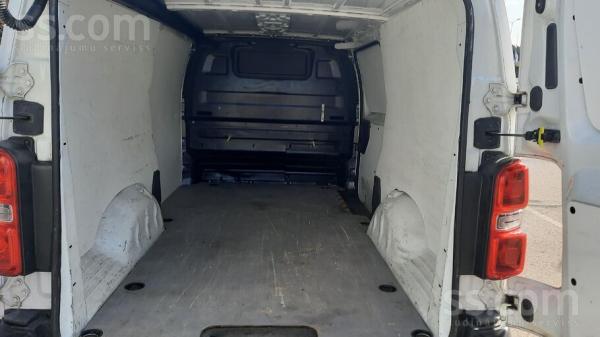 Balts Citroen Jumpy 2018 Rīga, ar dzinēja tilpumu 2.00 L un nobraukumu 167 tūkst. km par 10500 €, foto 11 vietnē AUTOMOTO.COM.LV