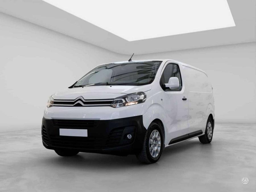 White Citroen Jumpy 2018 in Kaunas, with an engine capacity of 2.00 L and mileage of 325 thousand km for 5990 €, photo 1 on AUTOMOTO.COM.LV