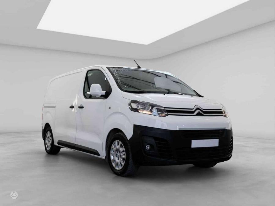 White Citroen Jumpy 2018 in Kaunas, with an engine capacity of 2.00 L and mileage of 325 thousand km for 5990 €, photo 5 on AUTOMOTO.COM.LV