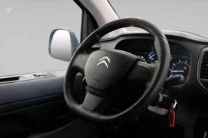 White Citroen Jumpy 2018 in Kaunas, with an engine capacity of 2.00 L and mileage of 325 thousand km for 5990 €, photo 7 on AUTOMOTO.COM.LV