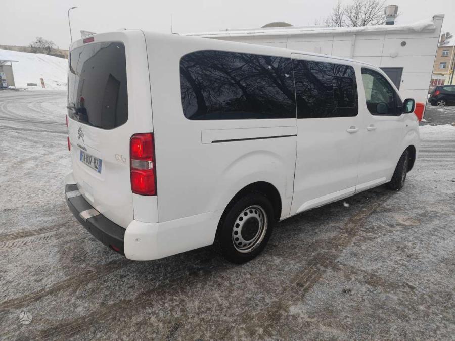 White Citroen Jumpy 2020 in Kaunas, with an engine capacity of 2.00 L and mileage of 300 thousand km for 7690 €, photo 5 on AUTOMOTO.COM.LV