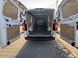 White Citroen Jumpy 2021 in Vilnius, with an engine capacity of 0.00 L and mileage of 73 thousand km for 18000 €, photo 8 on AUTOMOTO.COM.LV