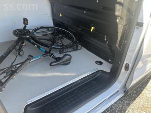 Balts Citroen Jumpy 2024 Tallina, ar dzinēja tilpumu 2.00 L un nobraukumu 29 tūkst. km par 23500 €, foto 14 vietnē AUTOMOTO.COM.LV