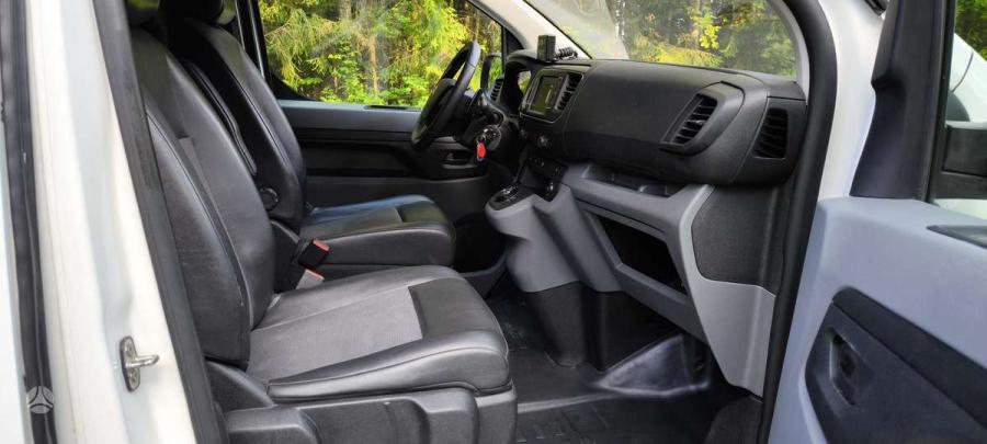 White Citroen Jumpy 2021 in Kaunas, with an engine capacity of 2.00 L and mileage of 280 thousand km for 7300 €, photo 8 on AUTOMOTO.COM.LV