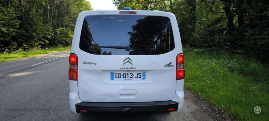 White Citroen Jumpy 2021 in Kaunas, with an engine capacity of 2.00 L and mileage of 280 thousand km for 7300 €, photo 12 on AUTOMOTO.COM.LV