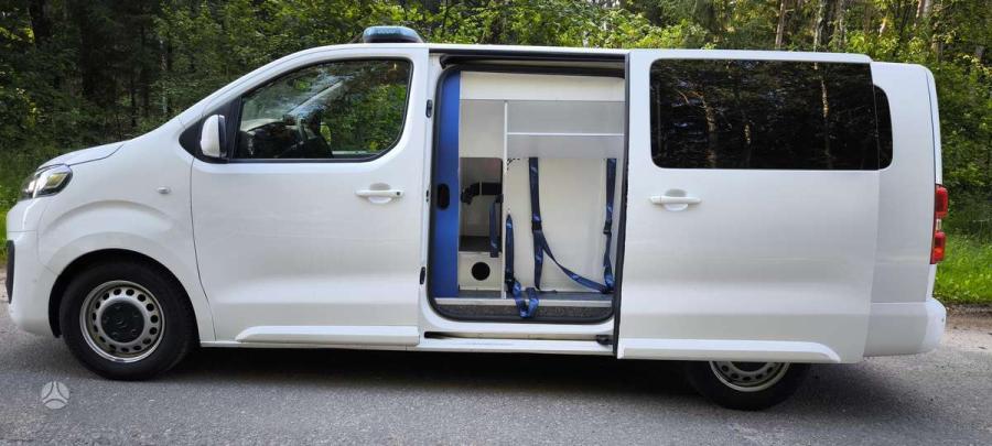 White Citroen Jumpy 2021 in Kaunas, with an engine capacity of 2.00 L and mileage of 280 thousand km for 7300 €, photo 15 on AUTOMOTO.COM.LV