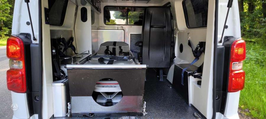 White Citroen Jumpy 2021 in Kaunas, with an engine capacity of 2.00 L and mileage of 280 thousand km for 7300 €, photo 16 on AUTOMOTO.COM.LV