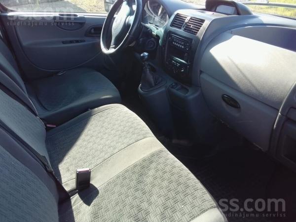 Balts Citroen Jumpy 2010 Jēkabpils, ar dzinēja tilpumu 2.00 L un nobraukumu 293 tūkst. km par 3700 €, foto 6 vietnē AUTOMOTO.COM.LV