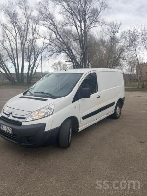 White Citroen Jumpy 2014 in Riga, with an engine capacity of 2.00 L and mileage of 307 thousand km for 2700 €, photo  on AUTOMOTO.COM.LV