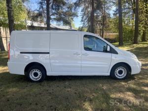 White Citroen Jumpy 2016 in Riga, with an engine capacity of 2.00 L and mileage of 352 thousand km for 4680 €, photo 6 on AUTOMOTO.COM.LV