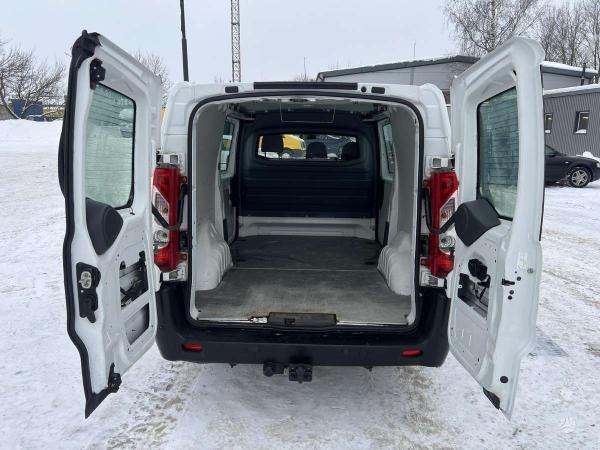 Dzeltens Citroen Jumpy 2015 Telšiai, ar dzinēja tilpumu 2.00 L un nobraukumu 209 tūkst. km par 3900 €, foto 8 vietnē AUTOMOTO.COM.LV