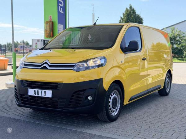 Yellow Citroen Jumpy 2019 in Taurage, with an engine capacity of 2.00 L and mileage of 268 thousand km for 7499 €, photo 4 on AUTOMOTO.COM.LV