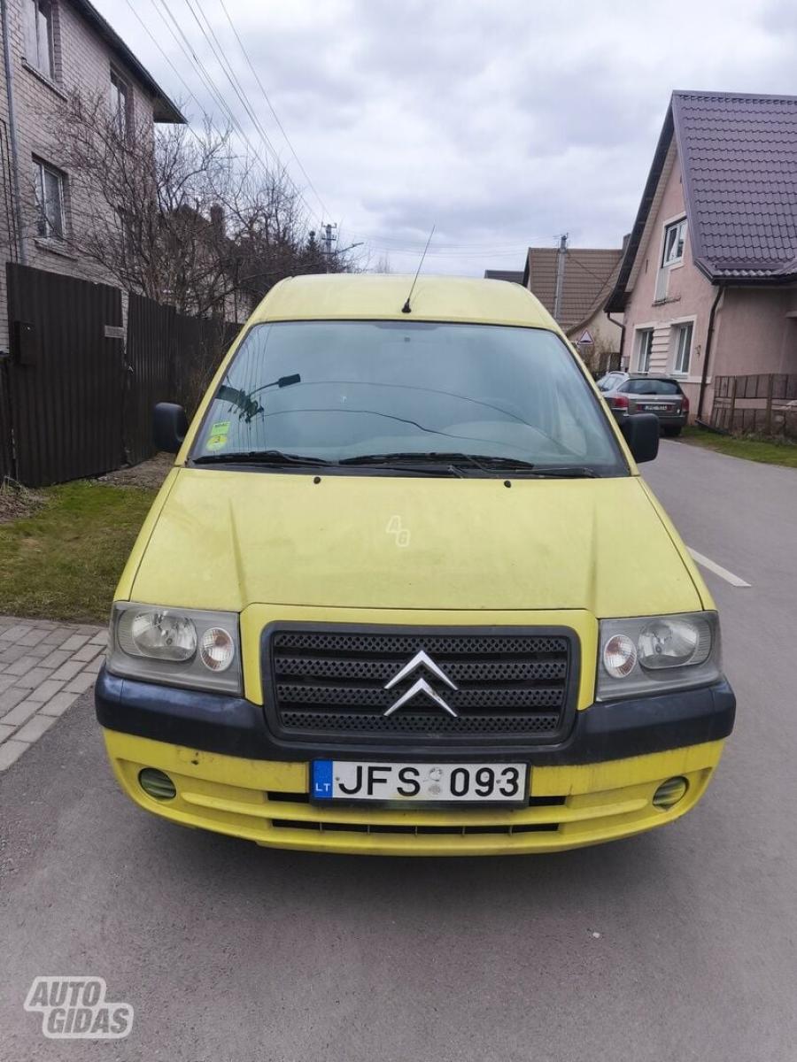 Yellow Citroen Jumpy 2004 in Kaunas, with an engine capacity of 2.00 L and mileage of 246 thousand km for 700 €, photo 1 on AUTOMOTO.COM.LV