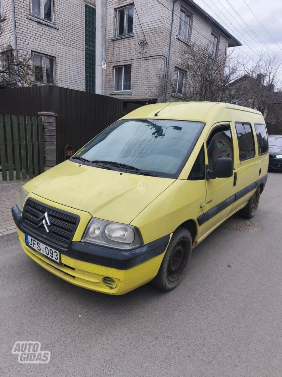 Yellow Citroen Jumpy 2004 in Kaunas, with an engine capacity of 2.00 L and mileage of 246 thousand km for 700 €, photo 3 on AUTOMOTO.COM.LV