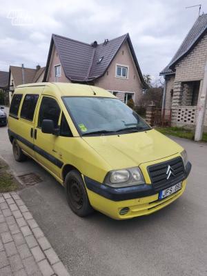 Yellow Citroen Jumpy 2004 in Kaunas, with an engine capacity of 2.00 L and mileage of 246 thousand km for 700 €, photo 4 on AUTOMOTO.COM.LV