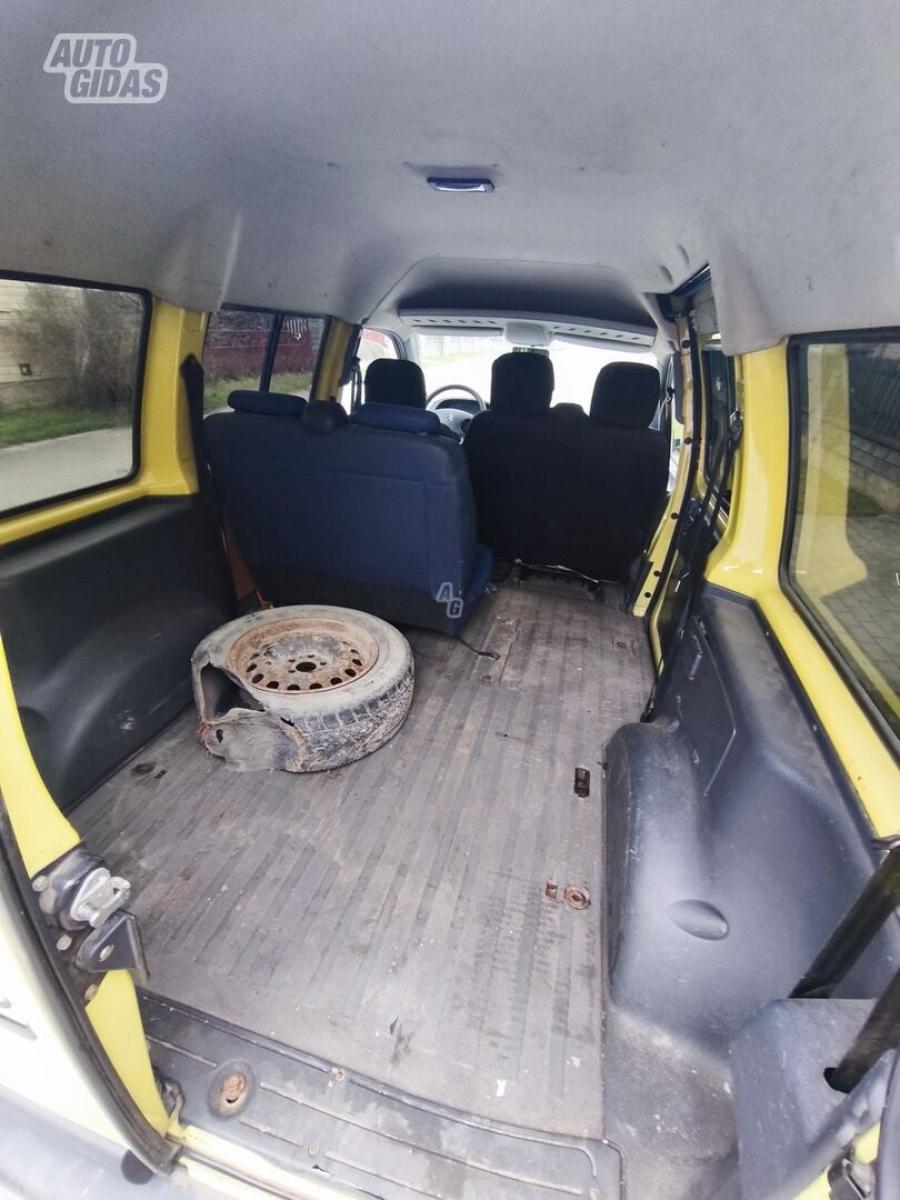 Yellow Citroen Jumpy 2004 in Kaunas, with an engine capacity of 2.00 L and mileage of 246 thousand km for 700 €, photo 10 on AUTOMOTO.COM.LV