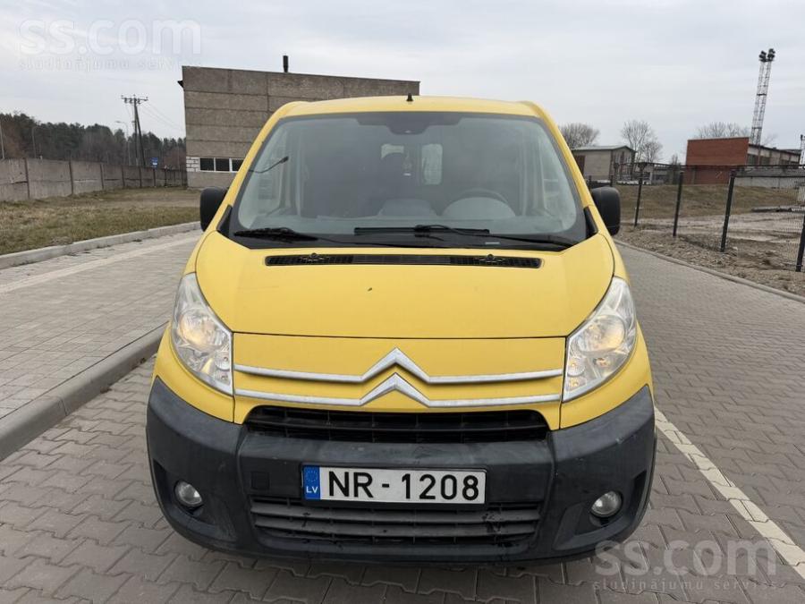Yellow Citroen Jumpy 2007 in Jelgava, with an engine capacity of 2.00 L and mileage of 280 thousand km for 2900 €, photo 7 on AUTOMOTO.COM.LV