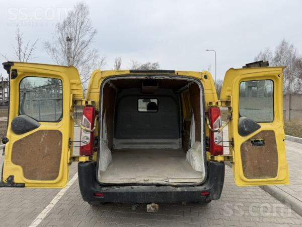 Dzeltens Citroen Jumpy 2007 Jelgava, ar dzinēja tilpumu 2.00 L un nobraukumu 280 tūkst. km par 2900 €, foto 9 vietnē AUTOMOTO.COM.LV