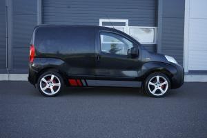 Melns Citroen Nemo 2008 Pērnava, ar dzinēja tilpumu 1.40 L un nobraukumu 259 tūkst. km par 2500 €, foto 21 vietnē AUTOMOTO.COM.LV