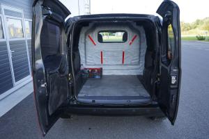 Melns Citroen Nemo 2008 Pērnava, ar dzinēja tilpumu 1.40 L un nobraukumu 259 tūkst. km par 2500 €, foto 24 vietnē AUTOMOTO.COM.LV