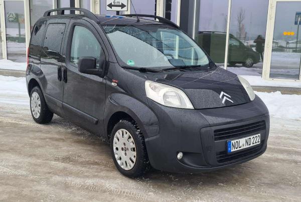 Black Citroen Nemo 2010 in Vilnius, with an engine capacity of 1.40 L and mileage of 194 thousand km for 2350 €, photo 3 on AUTOMOTO.COM.LV