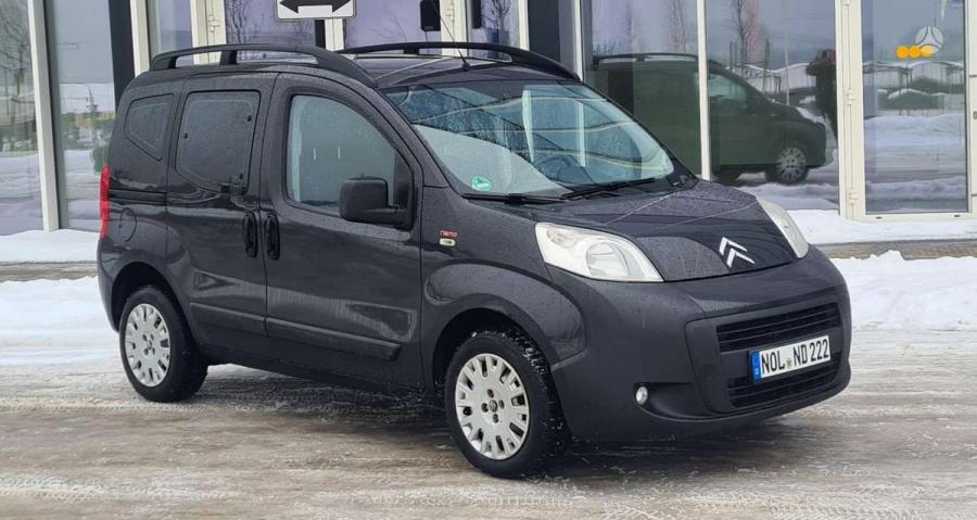 Black Citroen Nemo 2010 in Vilnius, with an engine capacity of 1.40 L and mileage of 194 thousand km for 2350 €, photo 6 on AUTOMOTO.COM.LV