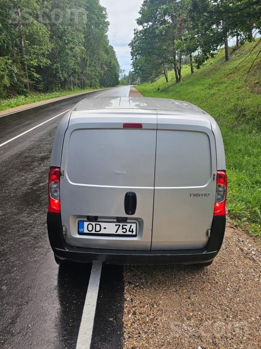 Pelēks Citroen Nemo 2009 Rīga, ar dzinēja tilpumu 1.40 L un nobraukumu 403 tūkst. km par 1650 €, foto 7 vietnē AUTOMOTO.COM.LV