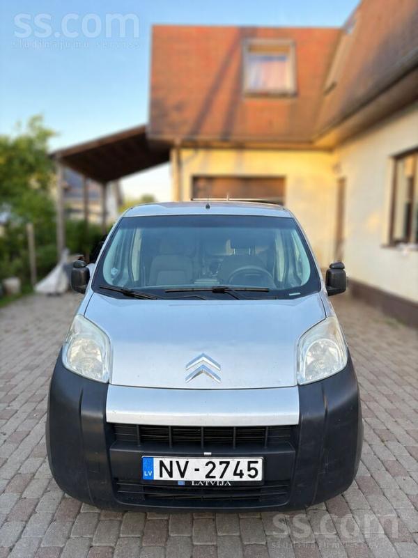 Pelēks Citroen Nemo 2013 Rīga, ar dzinēja tilpumu 1.40 L un nobraukumu 160 tūkst. km par 2600 €, foto 2 vietnē AUTOMOTO.COM.LV