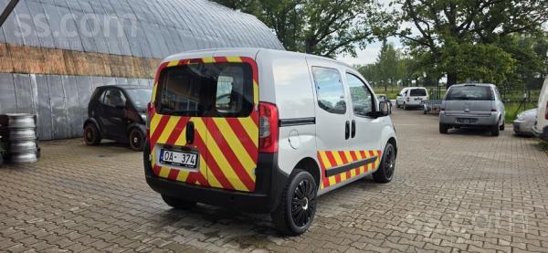 Pelēks Citroen Nemo 2014 Valmiera, ar dzinēja tilpumu 1.30 L un nobraukumu 201 tūkst. km par 2200 €, foto 3 vietnē AUTOMOTO.COM.LV