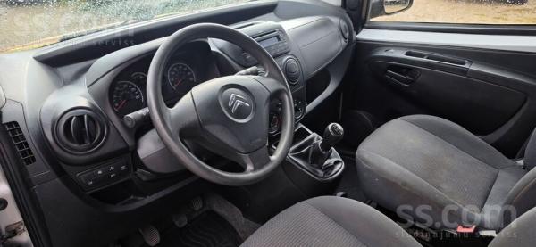 Pelēks Citroen Nemo 2014 Valmiera, ar dzinēja tilpumu 1.30 L un nobraukumu 201 tūkst. km par 2200 €, foto 7 vietnē AUTOMOTO.COM.LV
