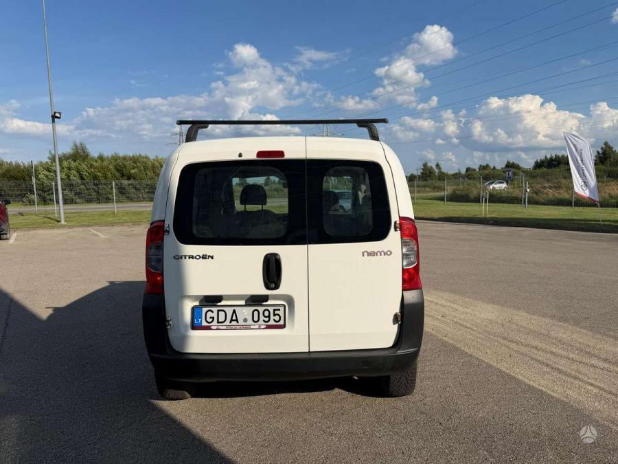 Balts Citroen Nemo 2016 Panevēža, ar dzinēja tilpumu 1.36 L un nobraukumu 277 tūkst. km par 1990 €, foto 8 vietnē AUTOMOTO.COM.LV