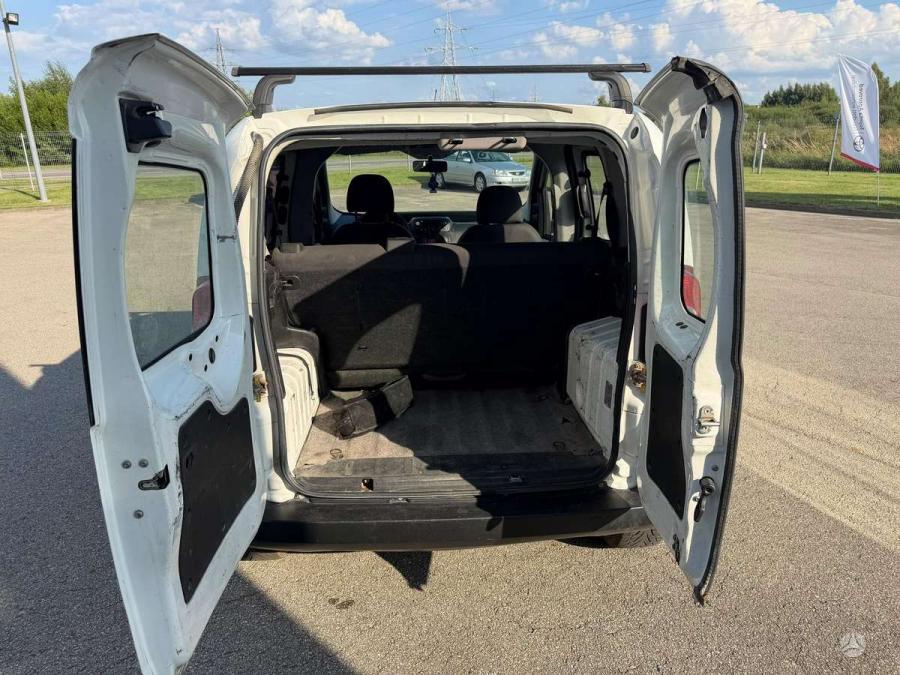 Balts Citroen Nemo 2016 Panevēža, ar dzinēja tilpumu 1.36 L un nobraukumu 277 tūkst. km par 1990 €, foto 12 vietnē AUTOMOTO.COM.LV