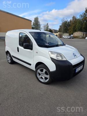 Balts Citroen Nemo 2009 Rēzekne, ar dzinēja tilpumu 1.40 L un nobraukumu 284 tūkst. km par 1300 €, foto 4 vietnē AUTOMOTO.COM.LV
