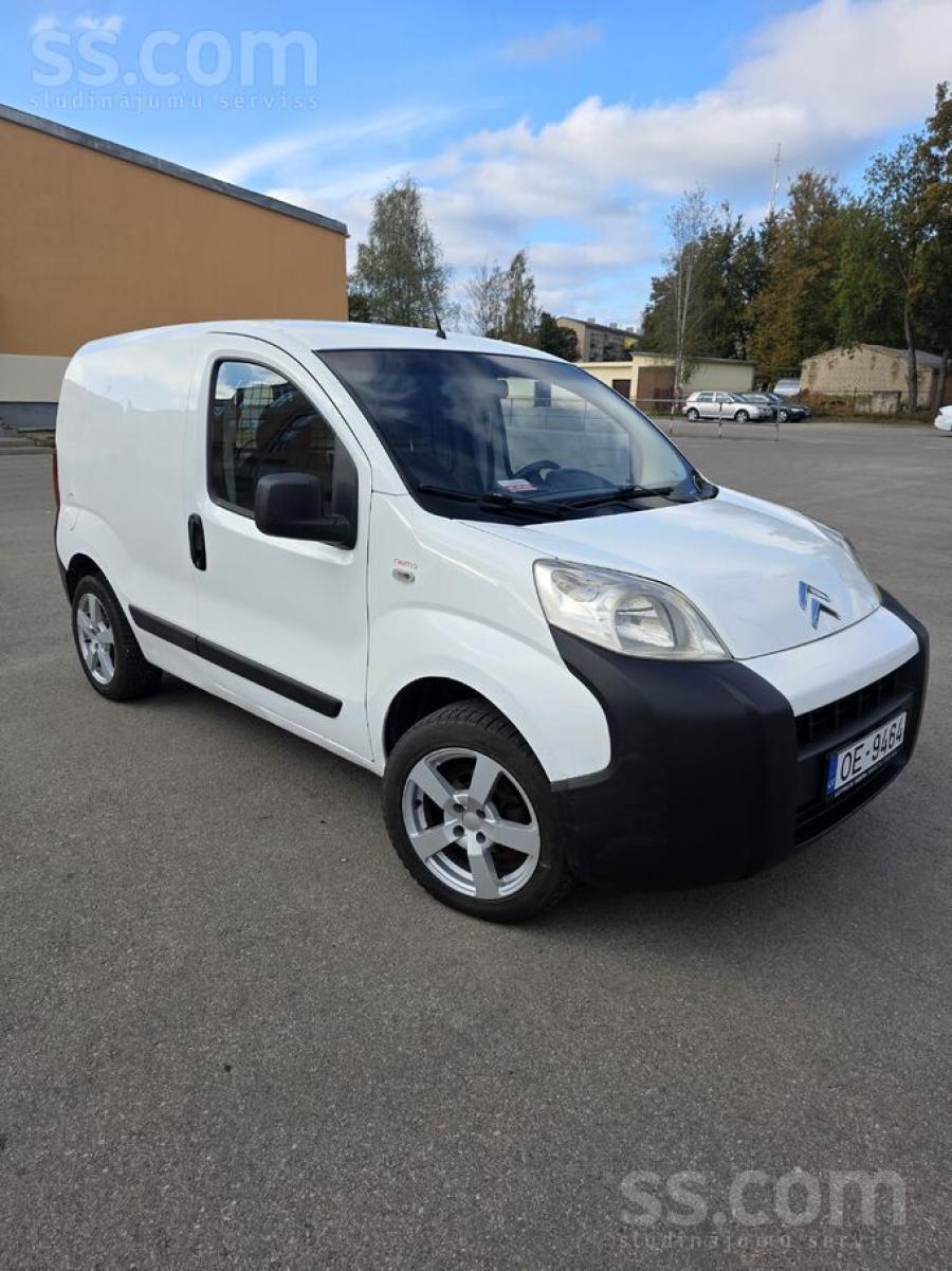 Balts Citroen Nemo 2009 Rēzekne, ar dzinēja tilpumu 1.40 L un nobraukumu 284 tūkst. km par 1300 €, foto 4 vietnē AUTOMOTO.COM.LV