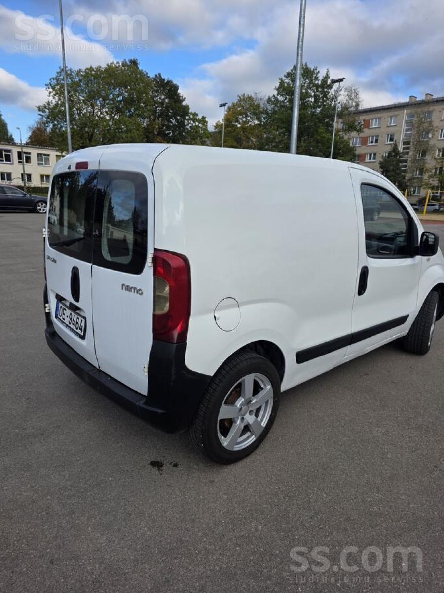 Balts Citroen Nemo 2009 Rēzekne, ar dzinēja tilpumu 1.40 L un nobraukumu 284 tūkst. km par 1300 €, foto 5 vietnē AUTOMOTO.COM.LV
