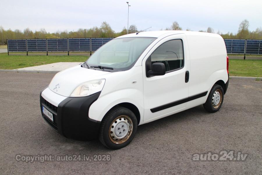 White Citroen Nemo 2012 in Tallinn, with an engine capacity of 1.40 L and mileage of 233 thousand km for 2399 €, photo 5 on AUTOMOTO.COM.LV