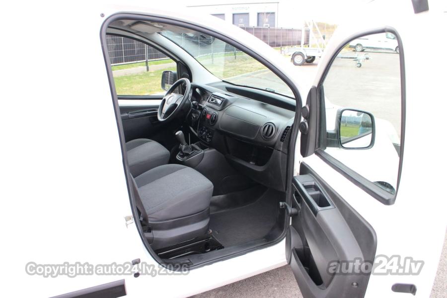 White Citroen Nemo 2012 in Tallinn, with an engine capacity of 1.40 L and mileage of 233 thousand km for 2399 €, photo 15 on AUTOMOTO.COM.LV