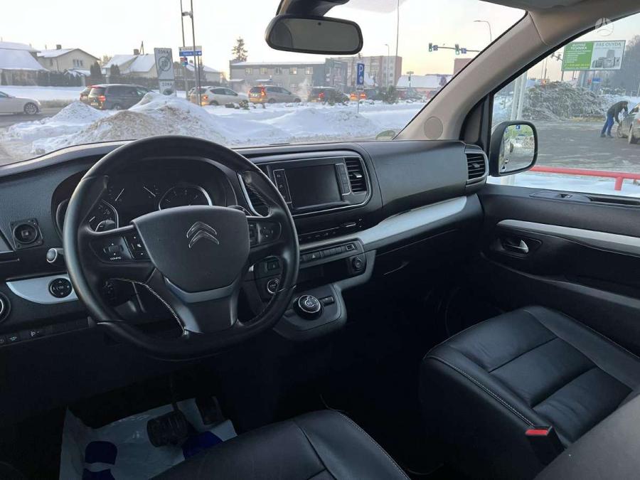 Melns Citroen space-tourer 2018 Tauragė, ar dzinēja tilpumu 2.00 L un nobraukumu 225 tūkst. km par 17900 €, foto 16 vietnē AUTOMOTO.COM.LV